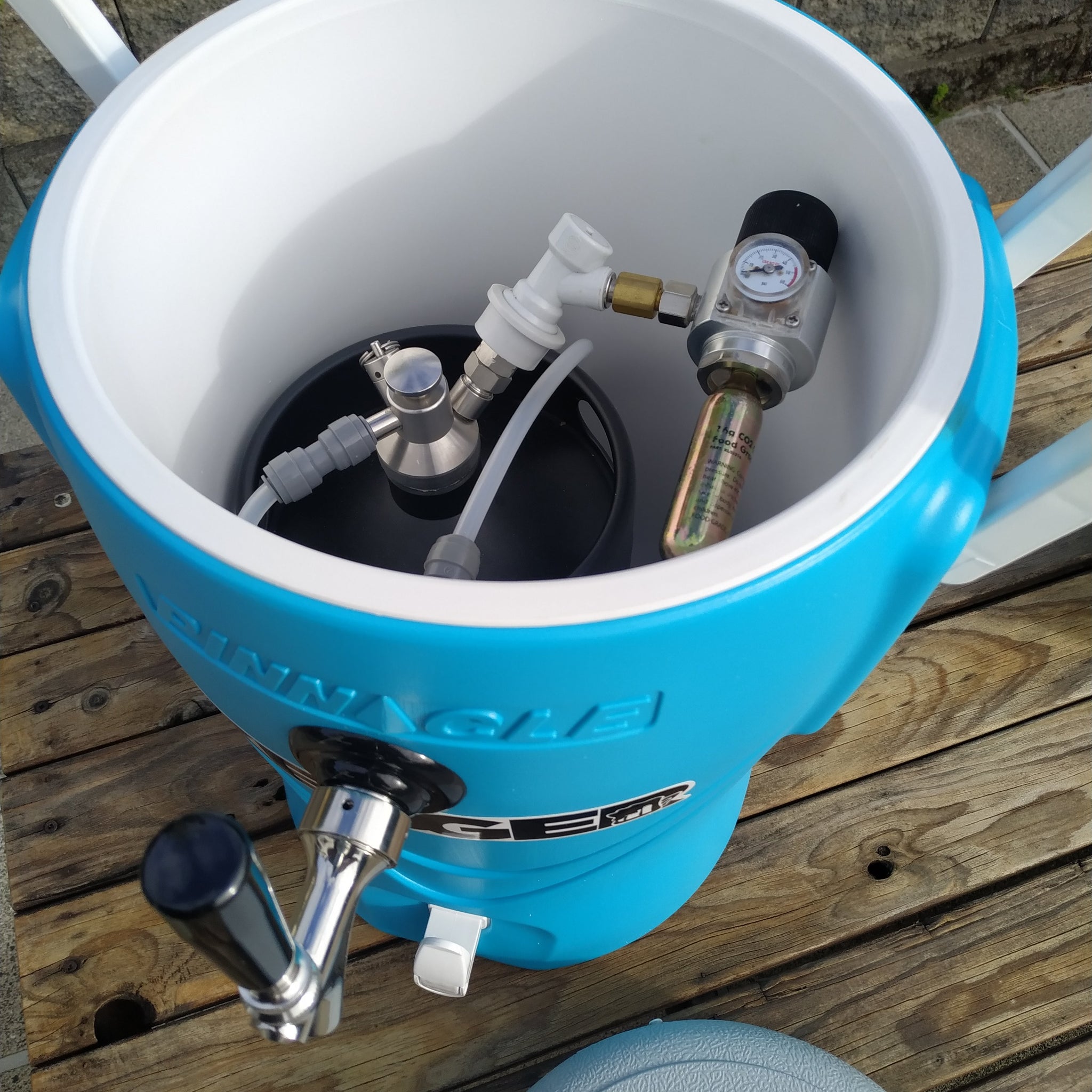 Single tap mini keg cooler - 4L or 5L options or supply your own keg.